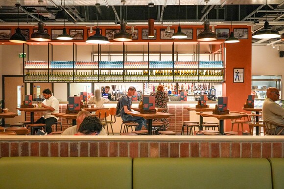 London Luton Airport | LLA unveils landside pub, The Fletton